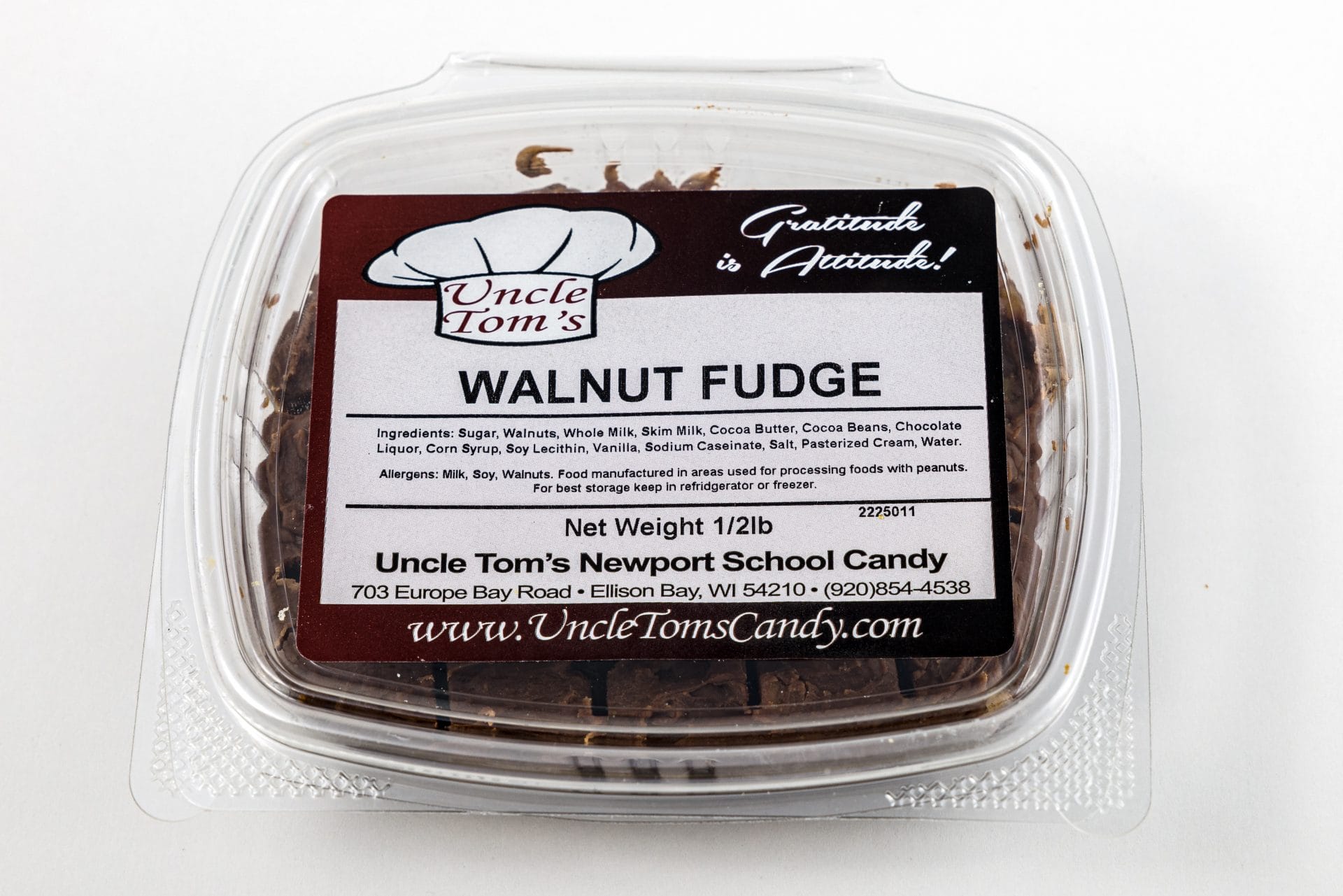 Swiss Walnut Fudge - Uncle Tom's Candy